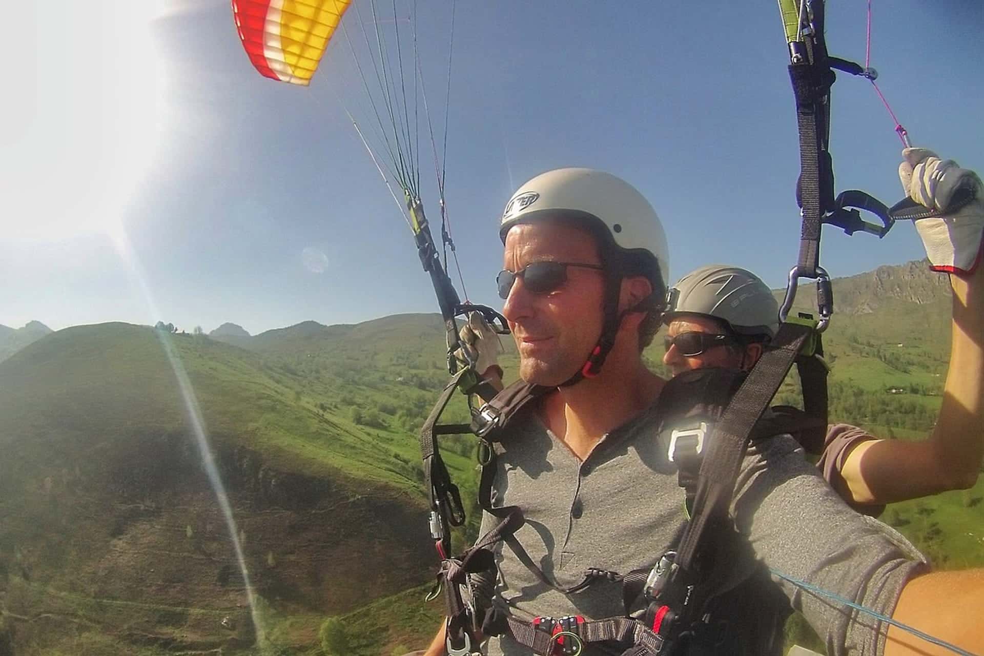 Pyreneeën: Parapenten, raften en wandelen