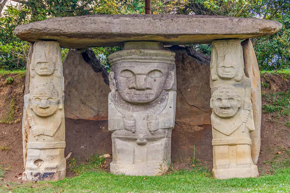 San Agustín Archaeological Park: Grootste verzameling standbeelden in ...