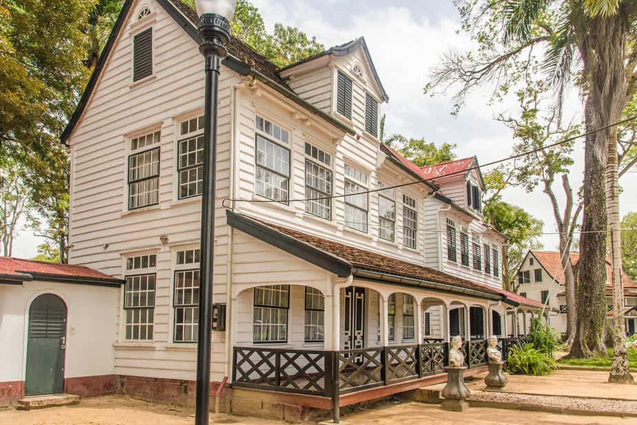 Paramaribo: De 10 Mooiste bezienswaardigheden - Droomplekken.nl