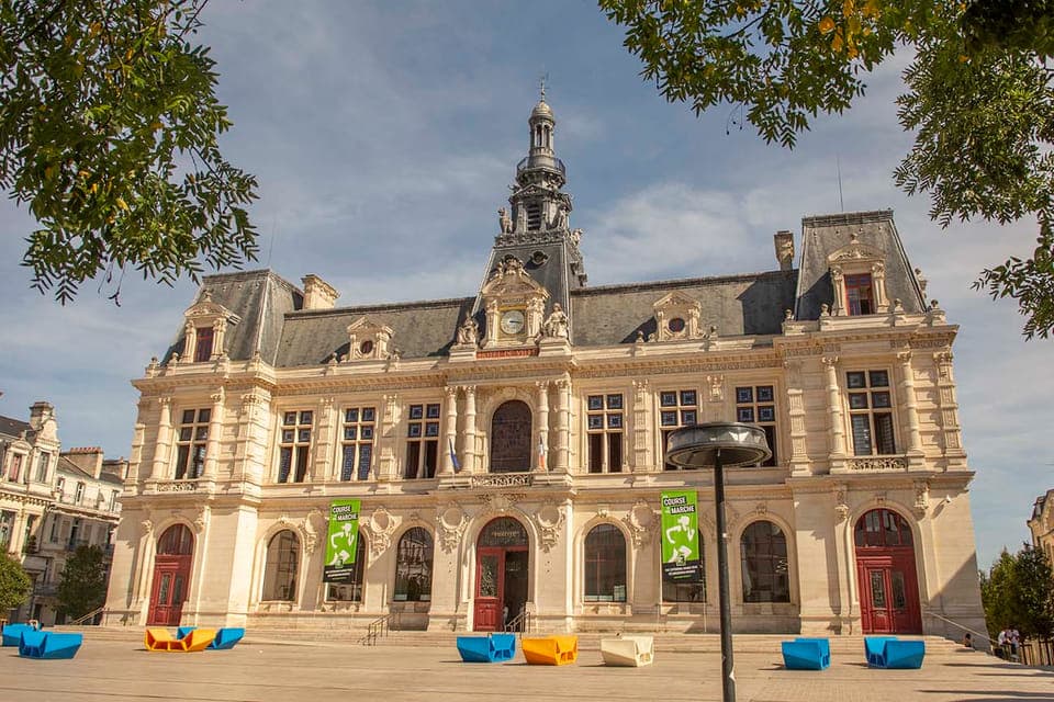 Poitiers: De 10 Bezienswaardigheden - Droomplekken.nl