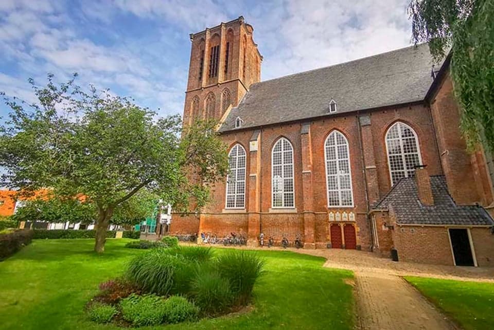 Elburg: De 10 Mooiste Bezienswaardigheden en Tips