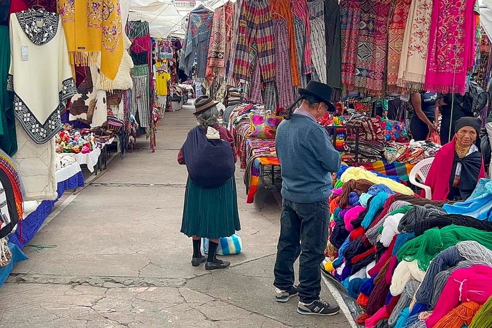 Markt van Otavalo in Ecuador: 10 Bezienswaardigheden