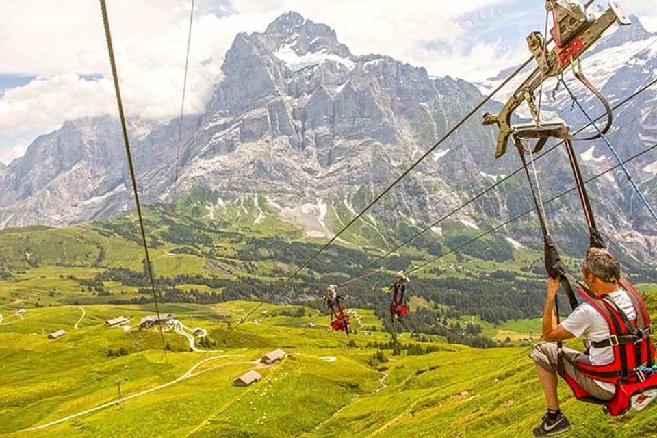 Grindelwald in Zwitserland: First Flieger, Flyer en Mountain Cart