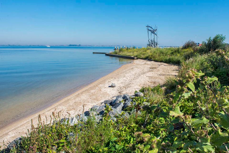 Marken: 15 Bezienswaardigheden zoals de vuurtoren - Droomplekken.nl