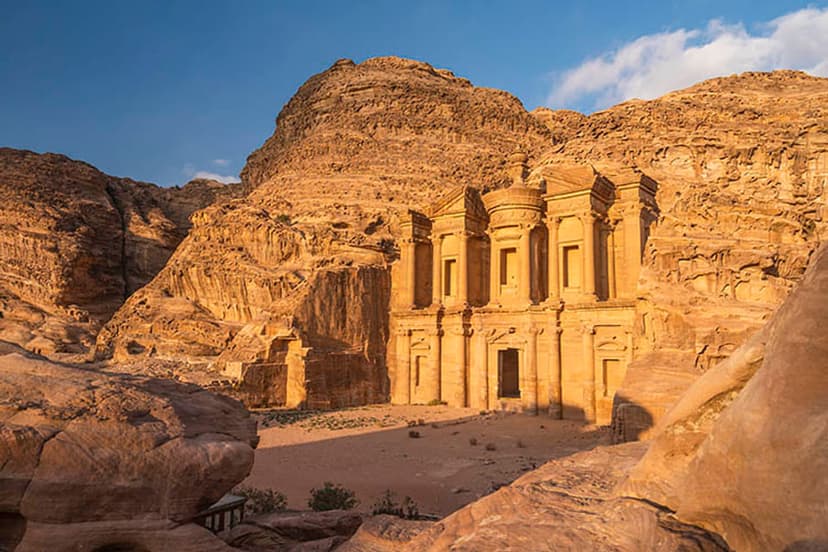 Petra in Jordanië: 30 Mooiste Bezienswaardigheden